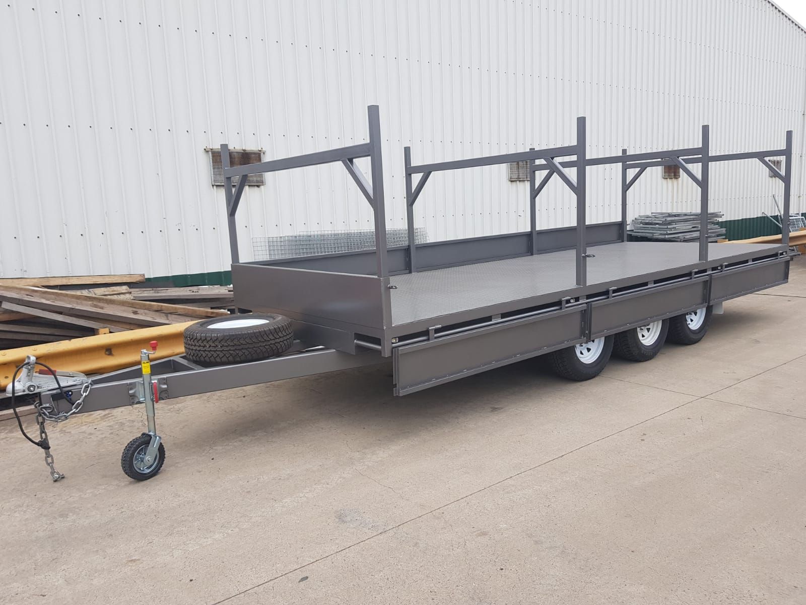 Western Trailer Photo Gallery