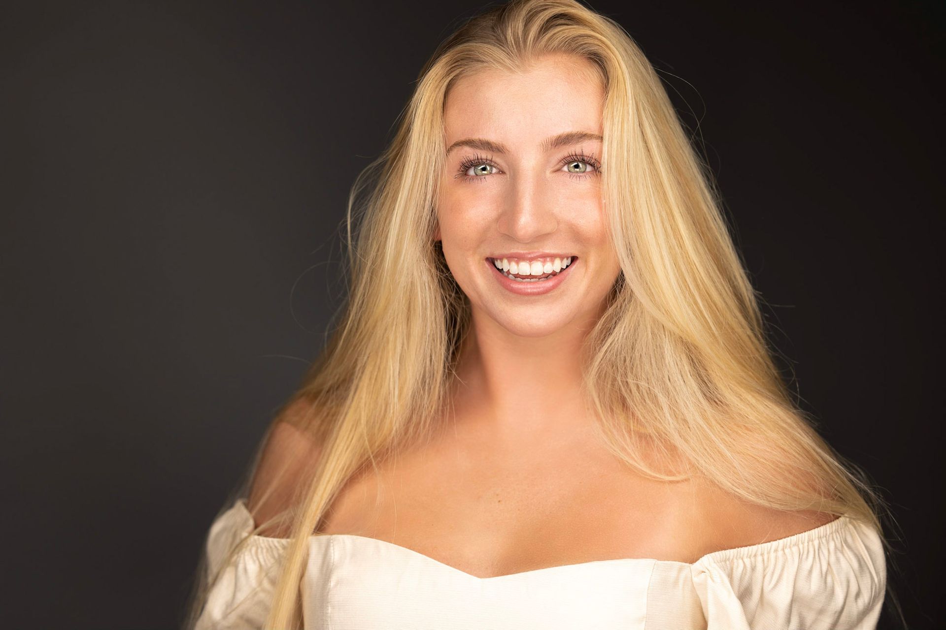 Wings to Fly Dance Company | Artists