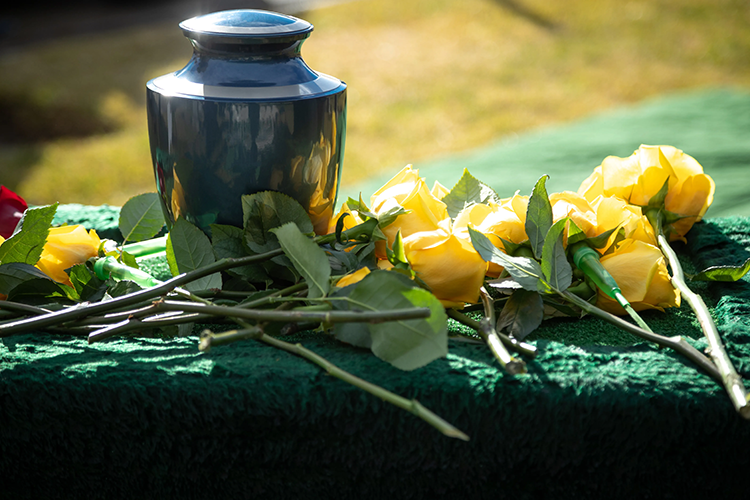 Traditional Funeral With Cremation | Andreason's Cremation & Burial ...