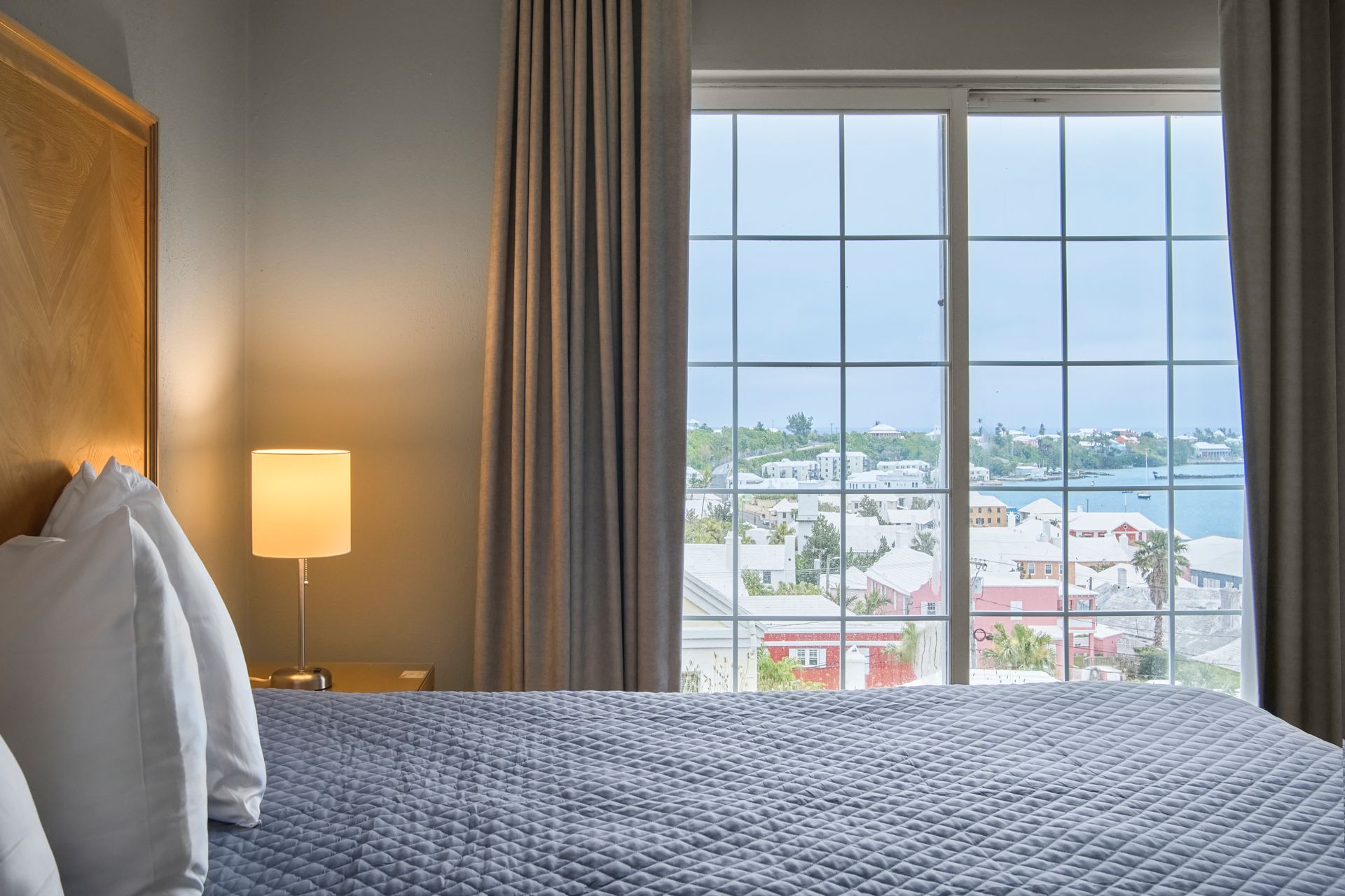 St. George’s Club Photo Gallery | Experience Our Cozy Atmosphere