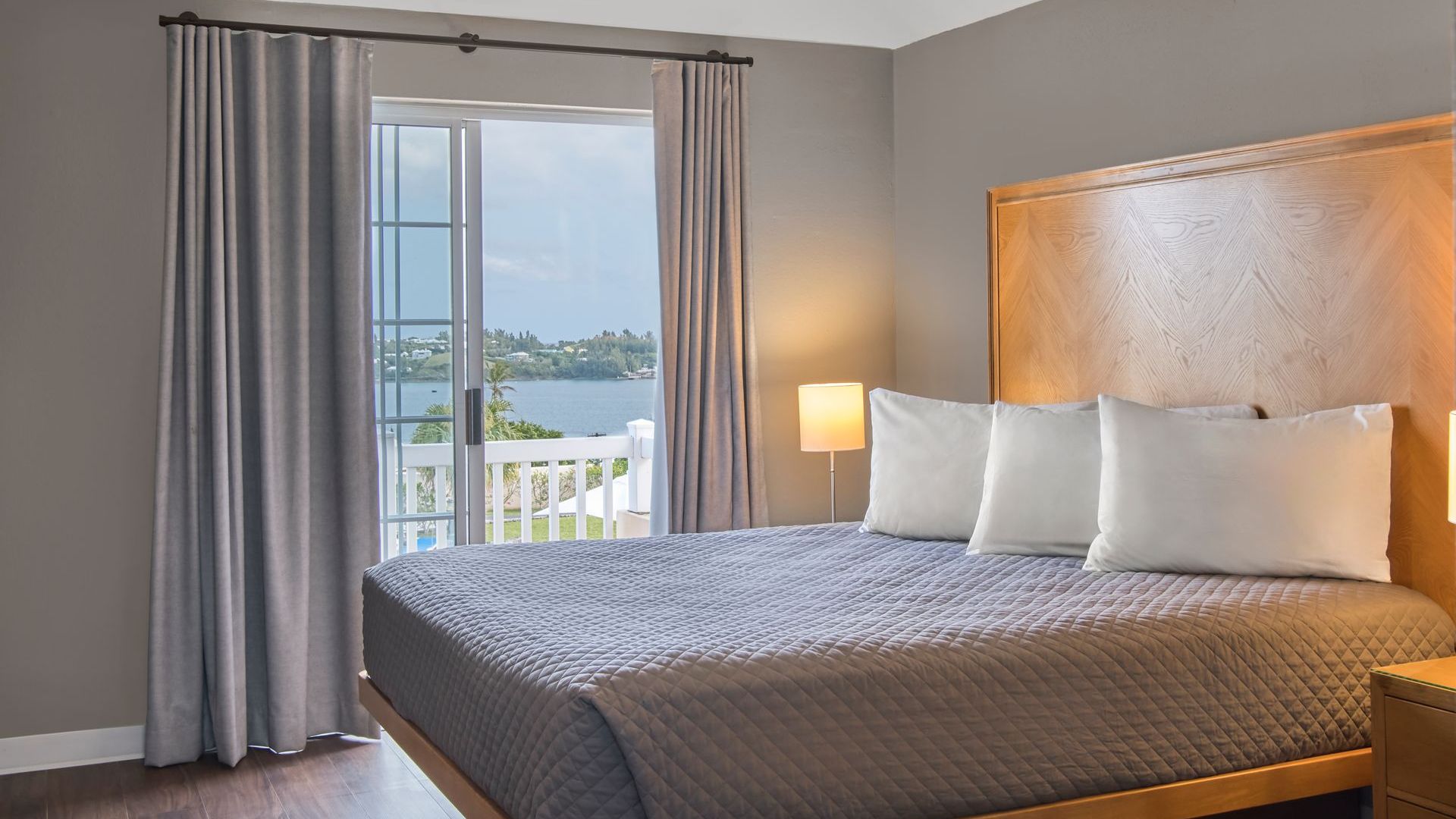 St. George’s Club Photo Gallery | Experience Our Cozy Atmosphere