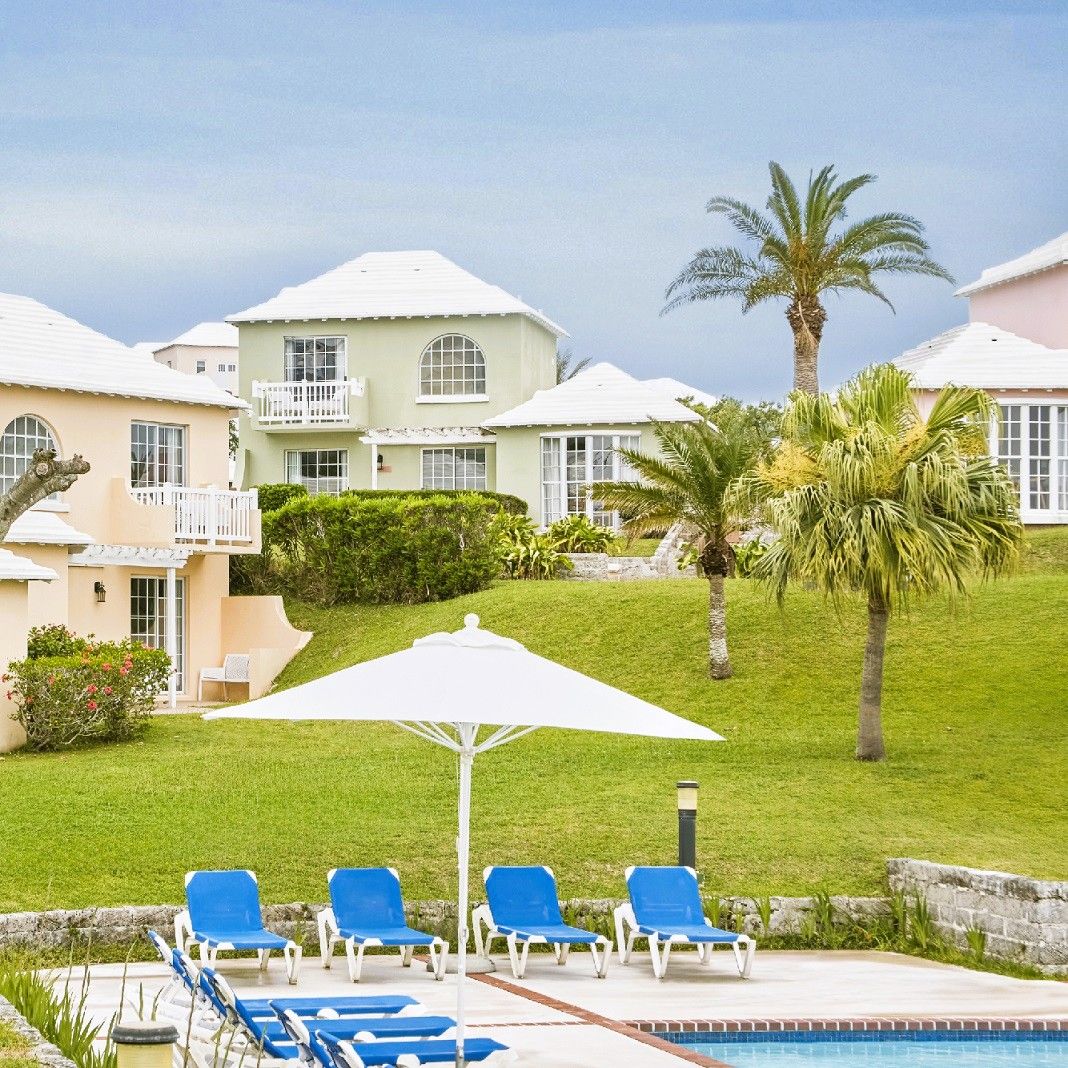 St. George’s Club Photo Gallery | Experience Our Cozy Atmosphere