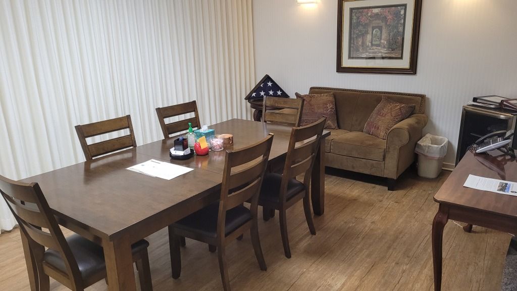 Virtual Tour | Colonial Funeral Home