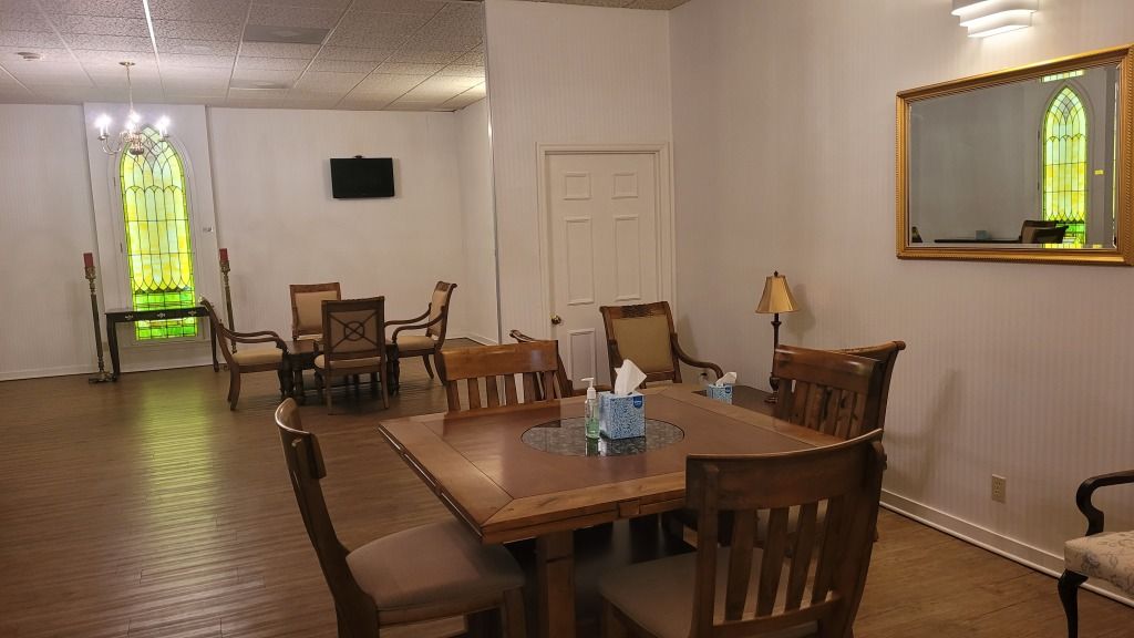 Virtual Tour | Colonial Funeral Home