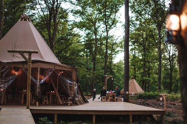 Camp Oak i Skånes Djurpark - Boendepaket inklusive entré till parken