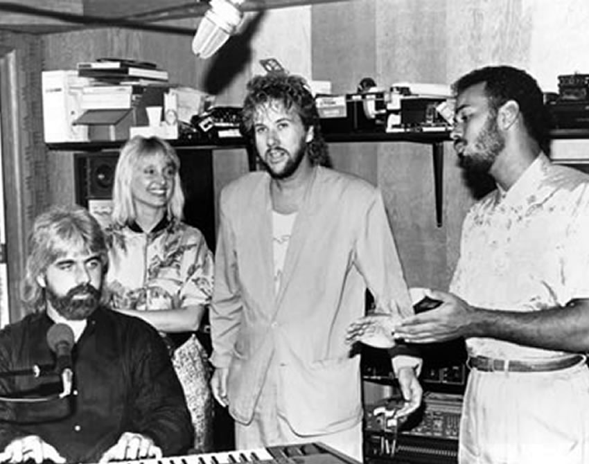 Michael McDonald Official Website