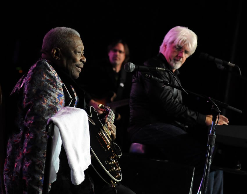 Michael McDonald Official Website