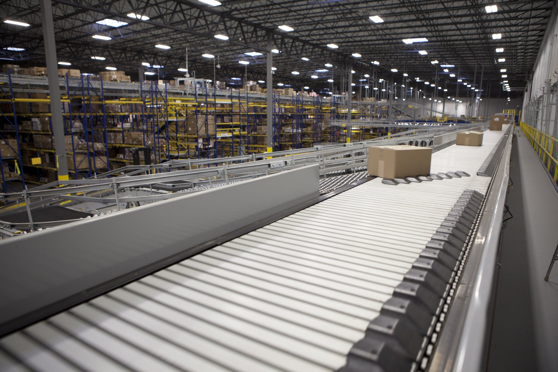 Turnkey Material Handling Systems - Systems in Motion
