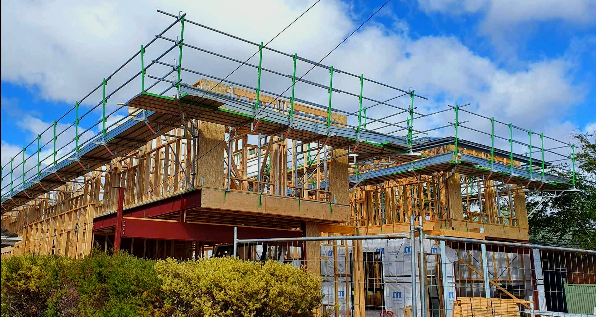 Hang On Platform Hire Brisbane | Professional Scaffolding Solutions