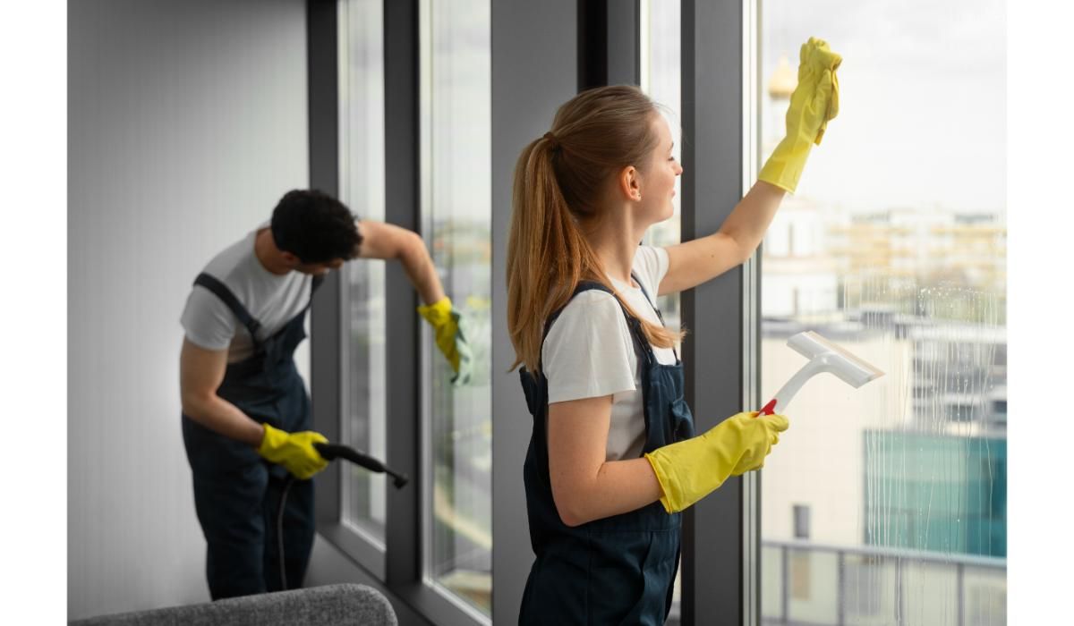 How to Clean Glass Windows Without Leaving Streaks?