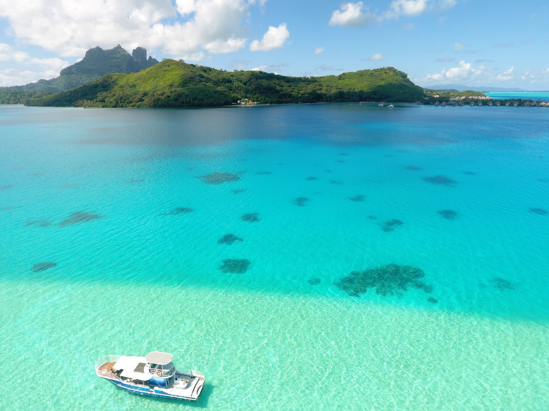 bora bora water world