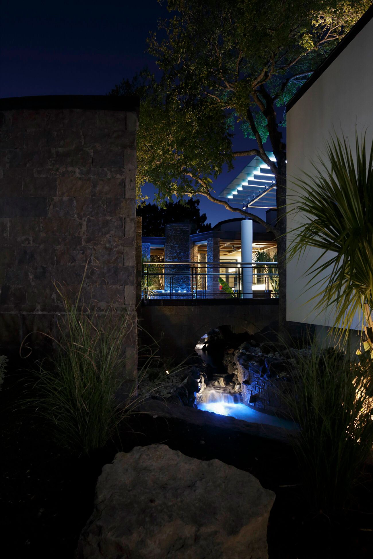 Modern Luxury Pool Gallery | Dolce Pools | Dallas Fort Worth