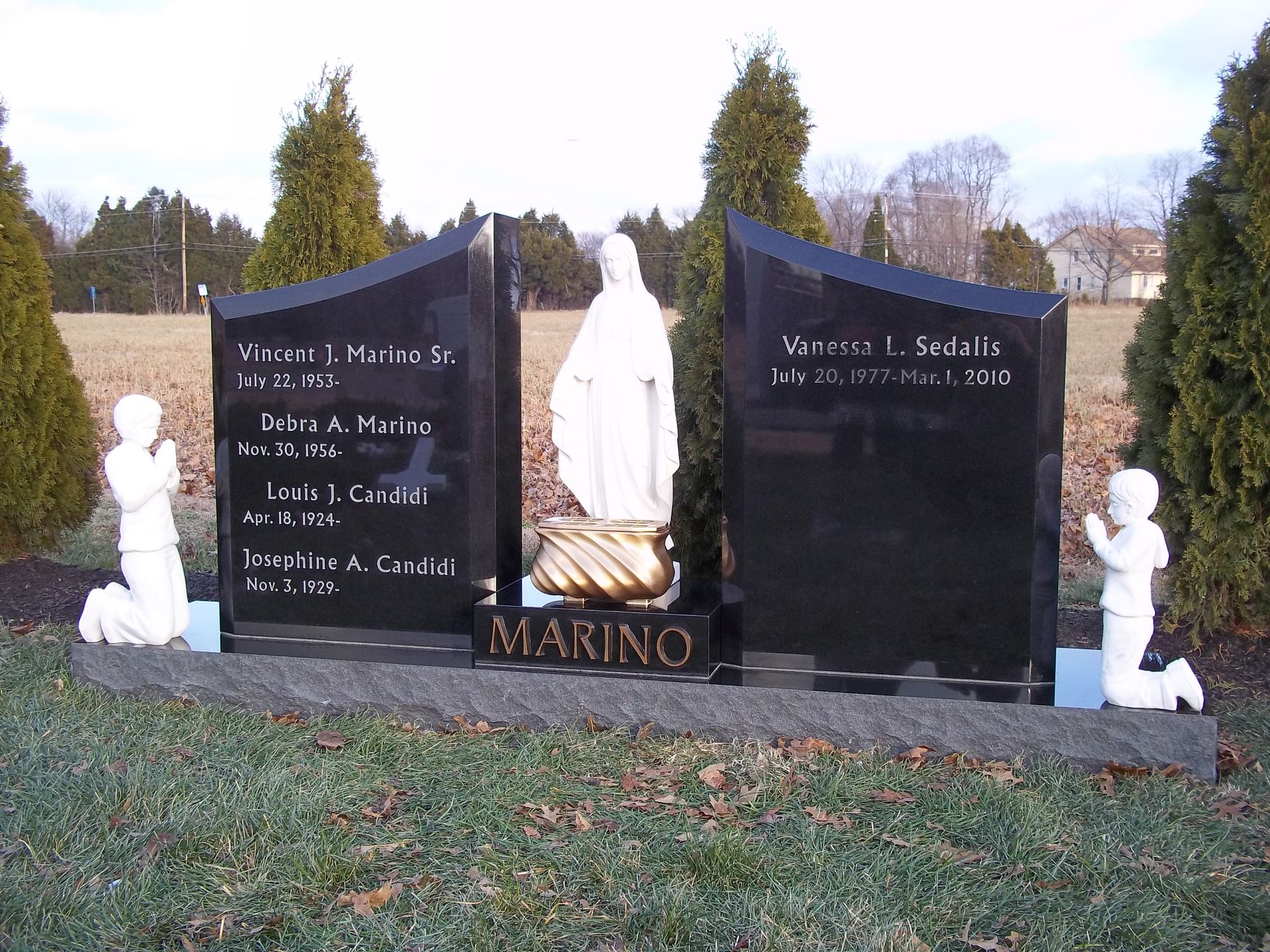 Contemporary Monuments | Westchester, NY | CJ Stones