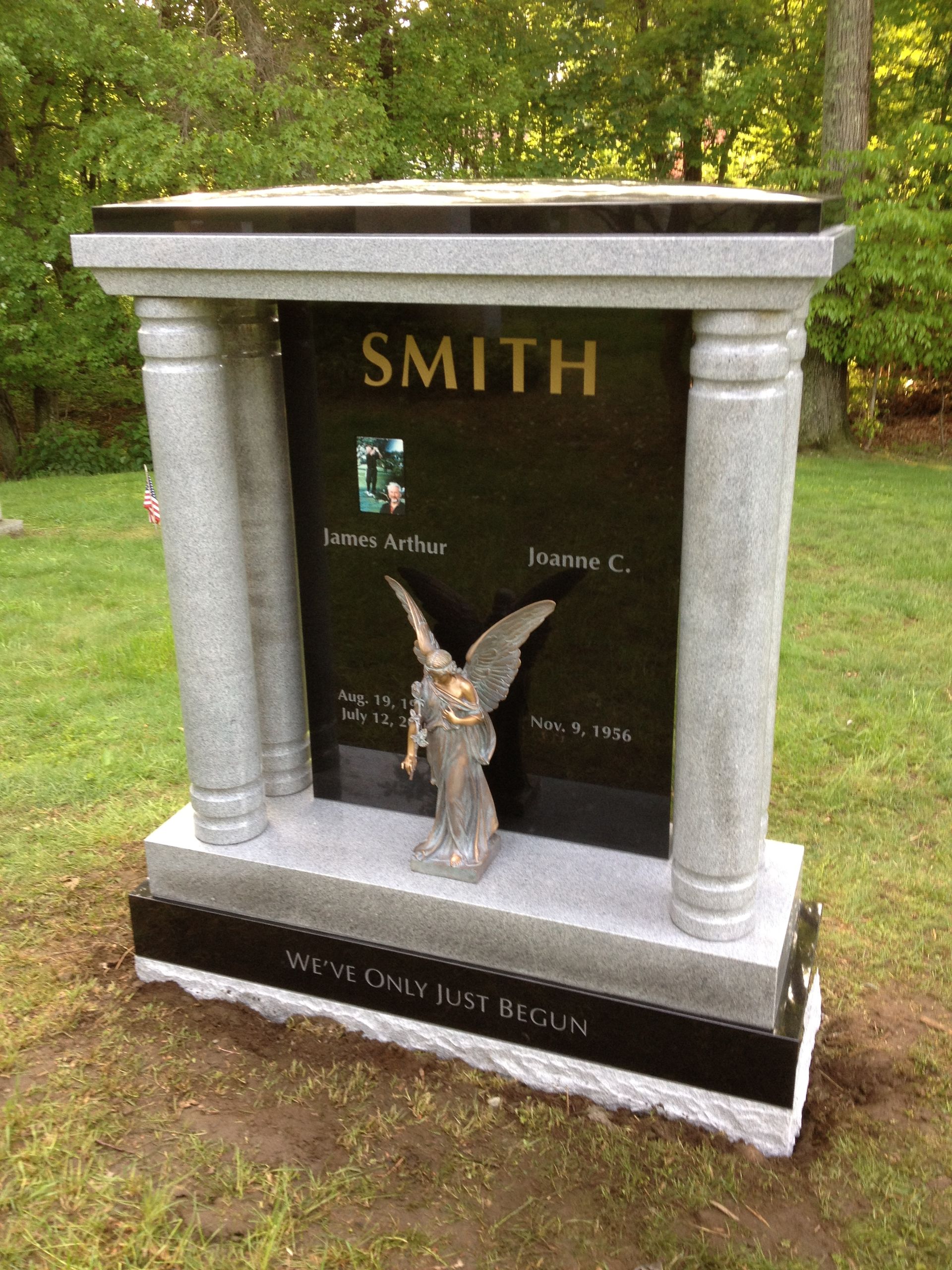 Contemporary Monuments | Westchester, NY | CJ Stones