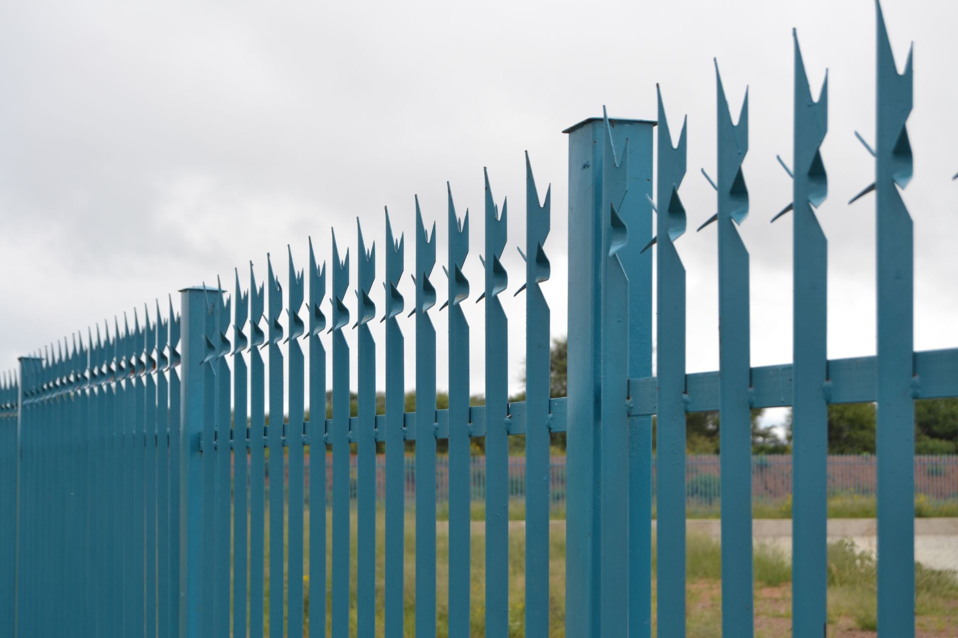 Palisade Fencing: The Economical and Durable Security Solution