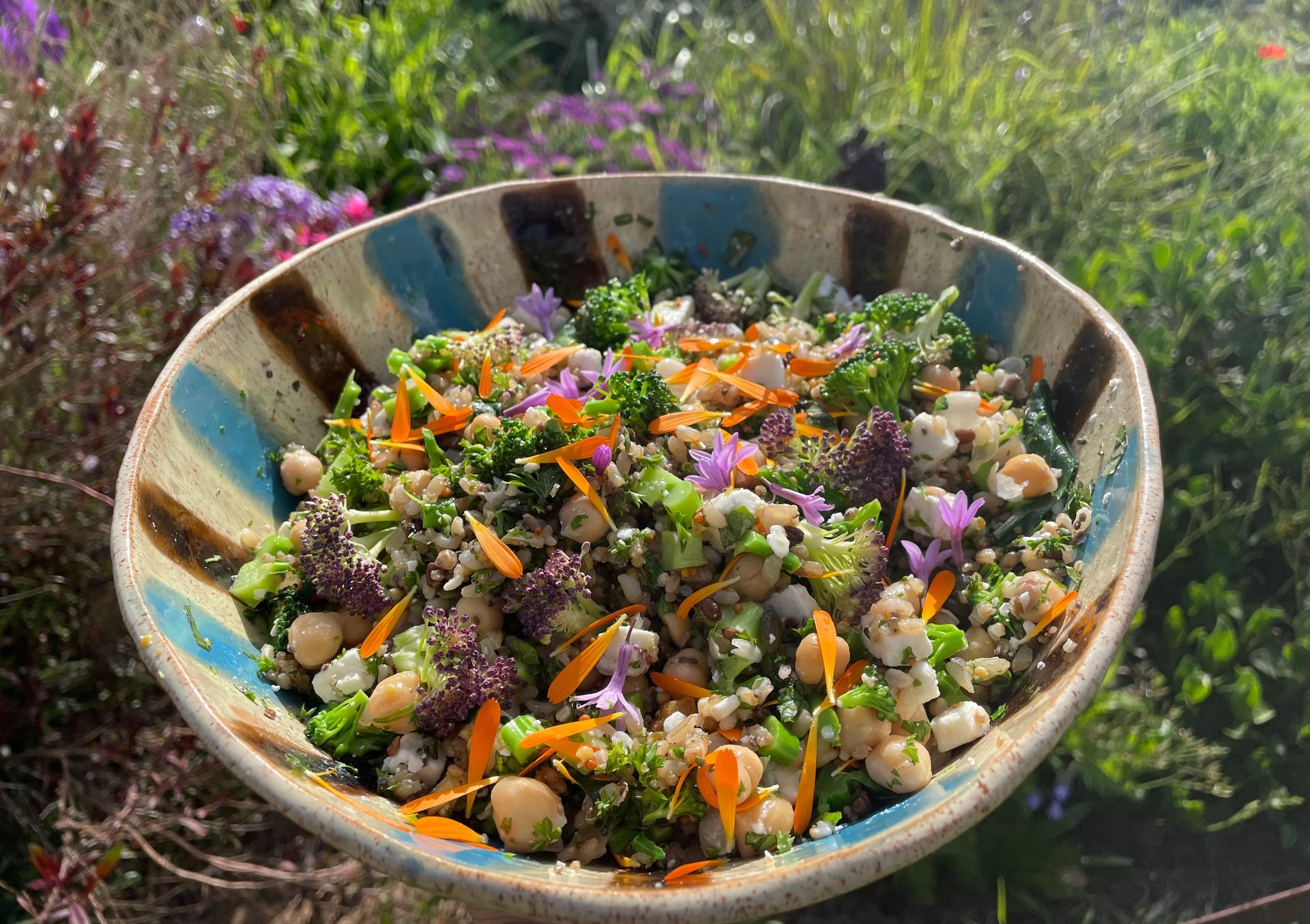 Rainbow broccoli salad Recipe