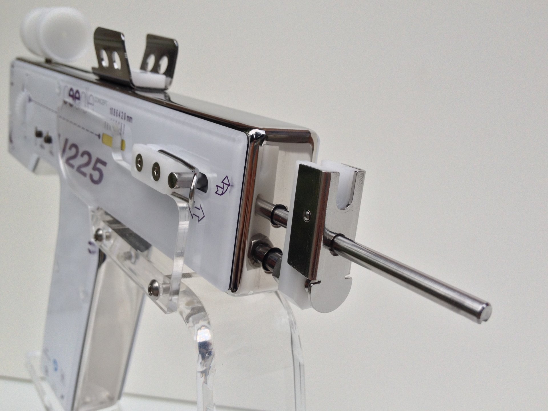 U225, the reference meso injector