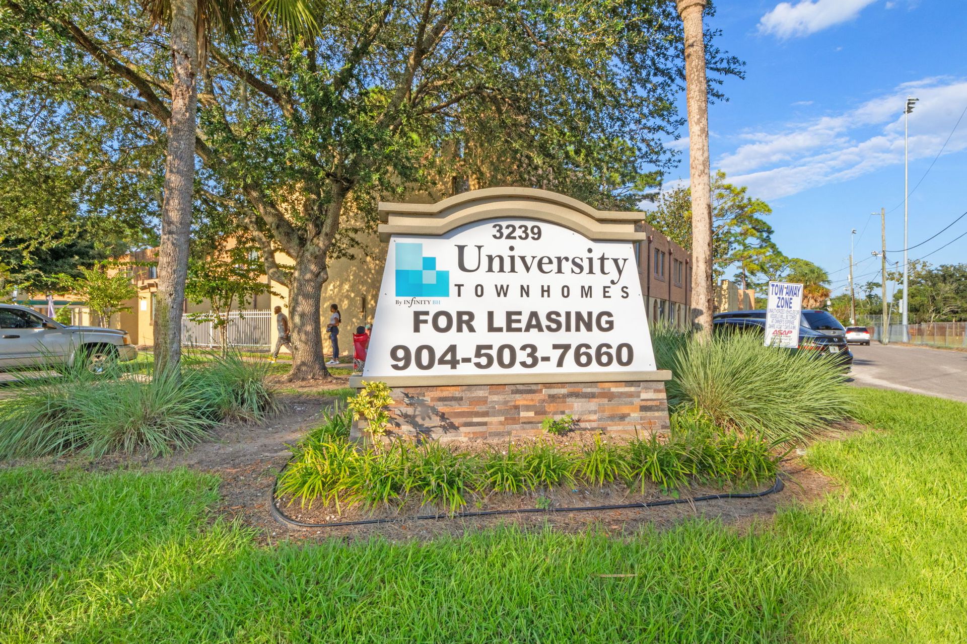 University Townhomes | Infinity BH | Jacksonville, FL