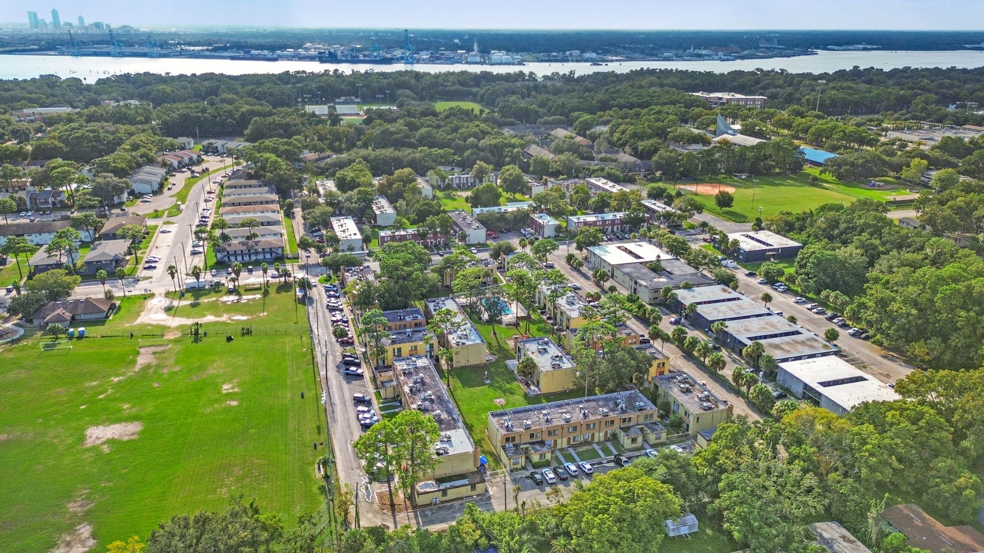 University Townhomes | Infinity BH | Jacksonville, FL