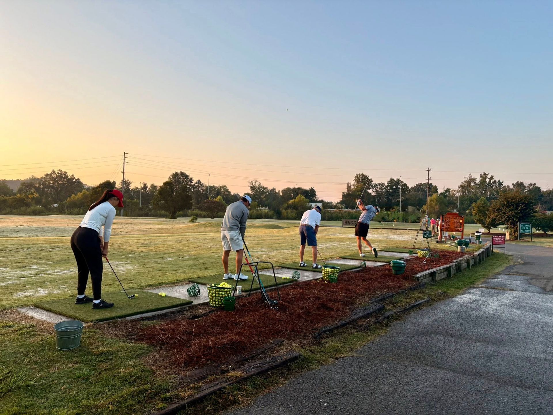 Golf for Good | Volunteers in Medicine