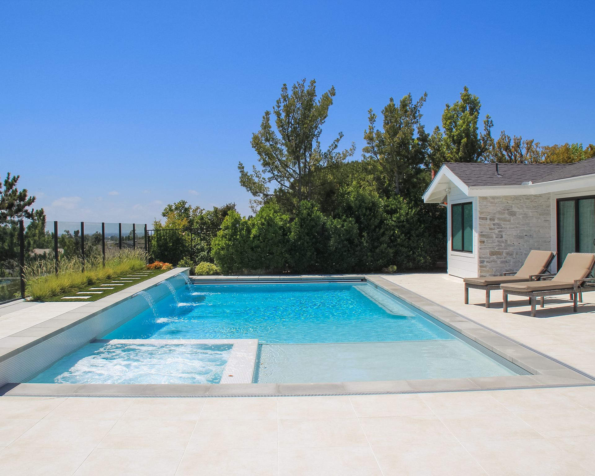 Top Rated Pools Company in Irvine, California