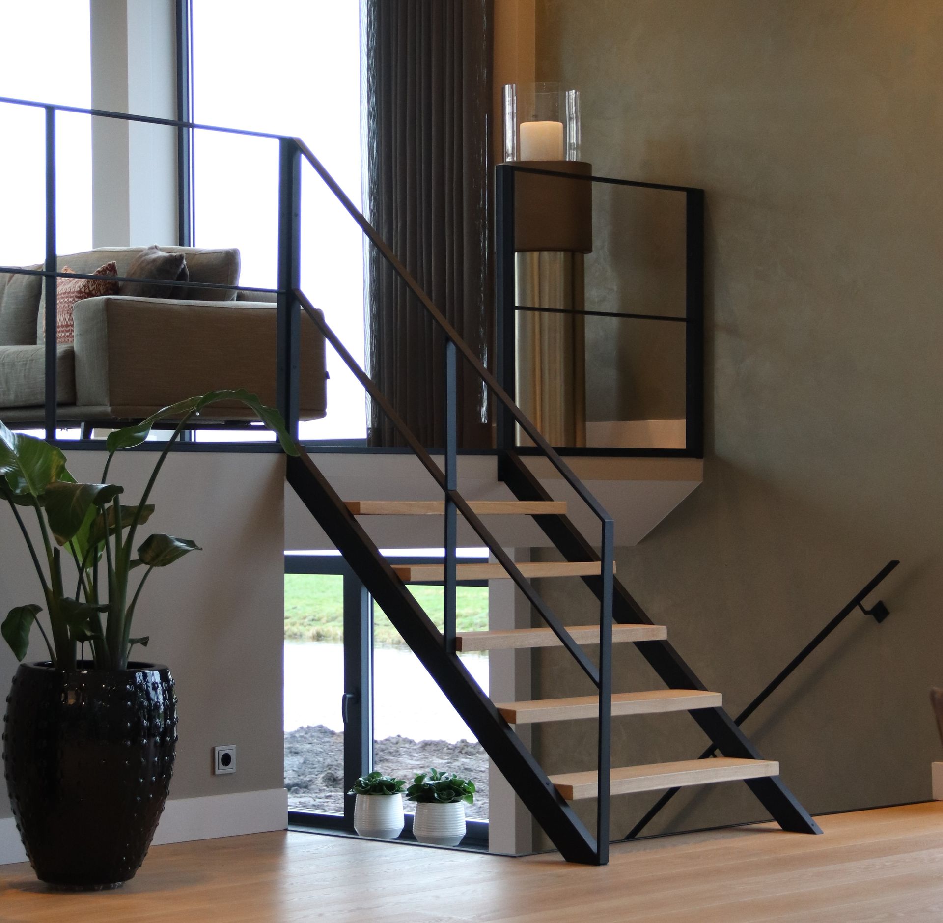 Hollemans Homesteel - voorbeelden stalen trap