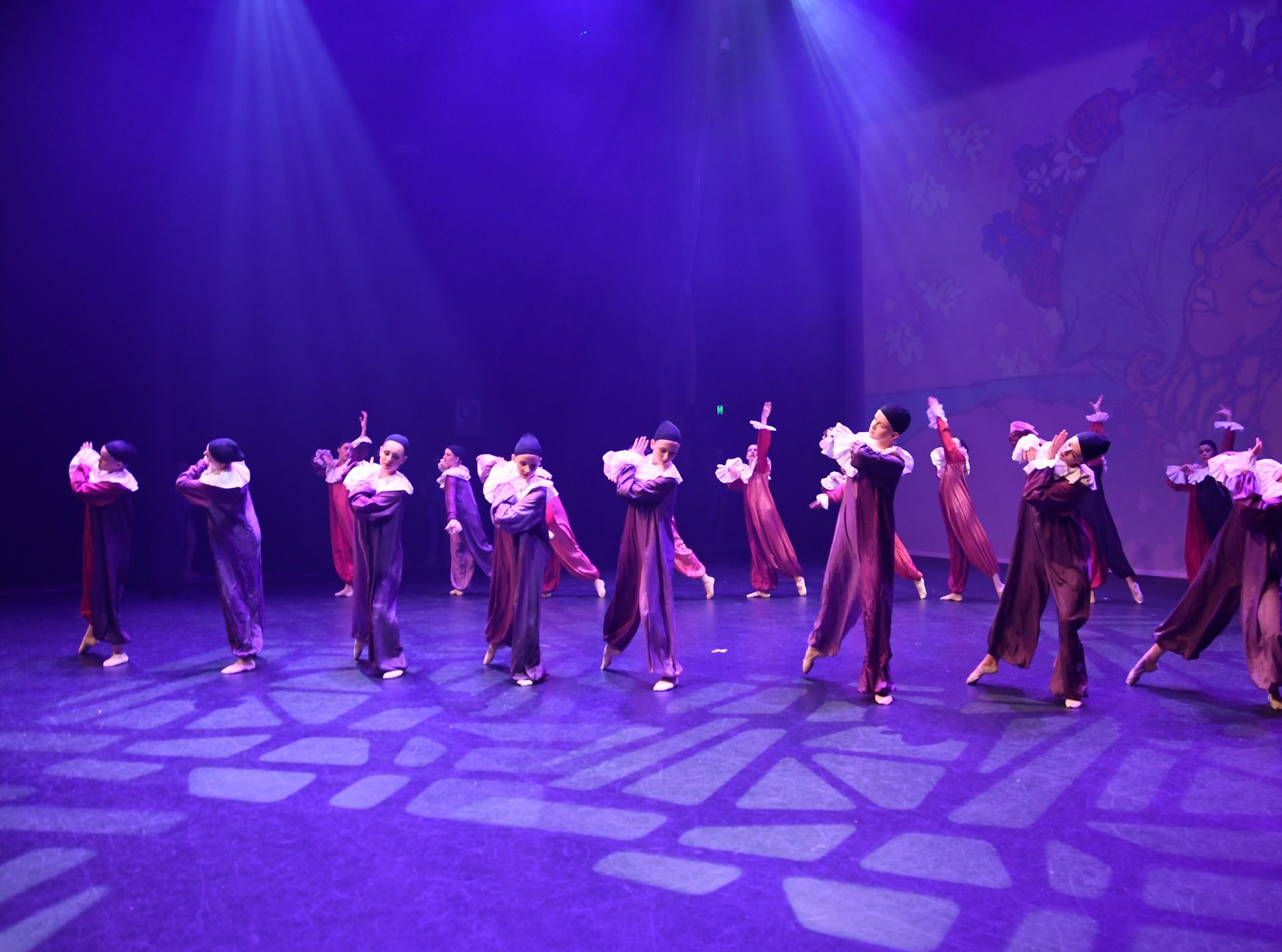 Ulysses Dancers | Ann Roberts School of Dance