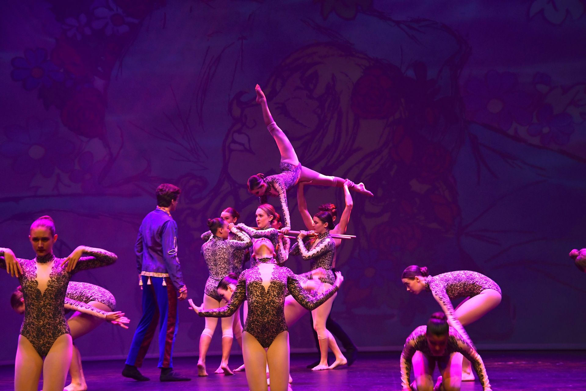 Gallery | Ann Roberts School of Dance