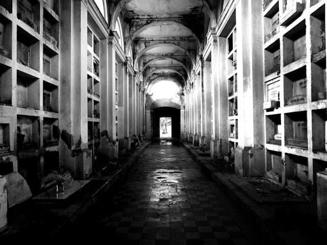 The Impact of Cremation on Space Constraints in Funerals