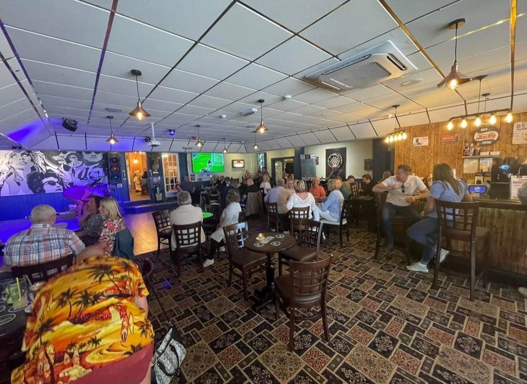 Burgh Hall - Great Yarmouth, Norfolk - Bar