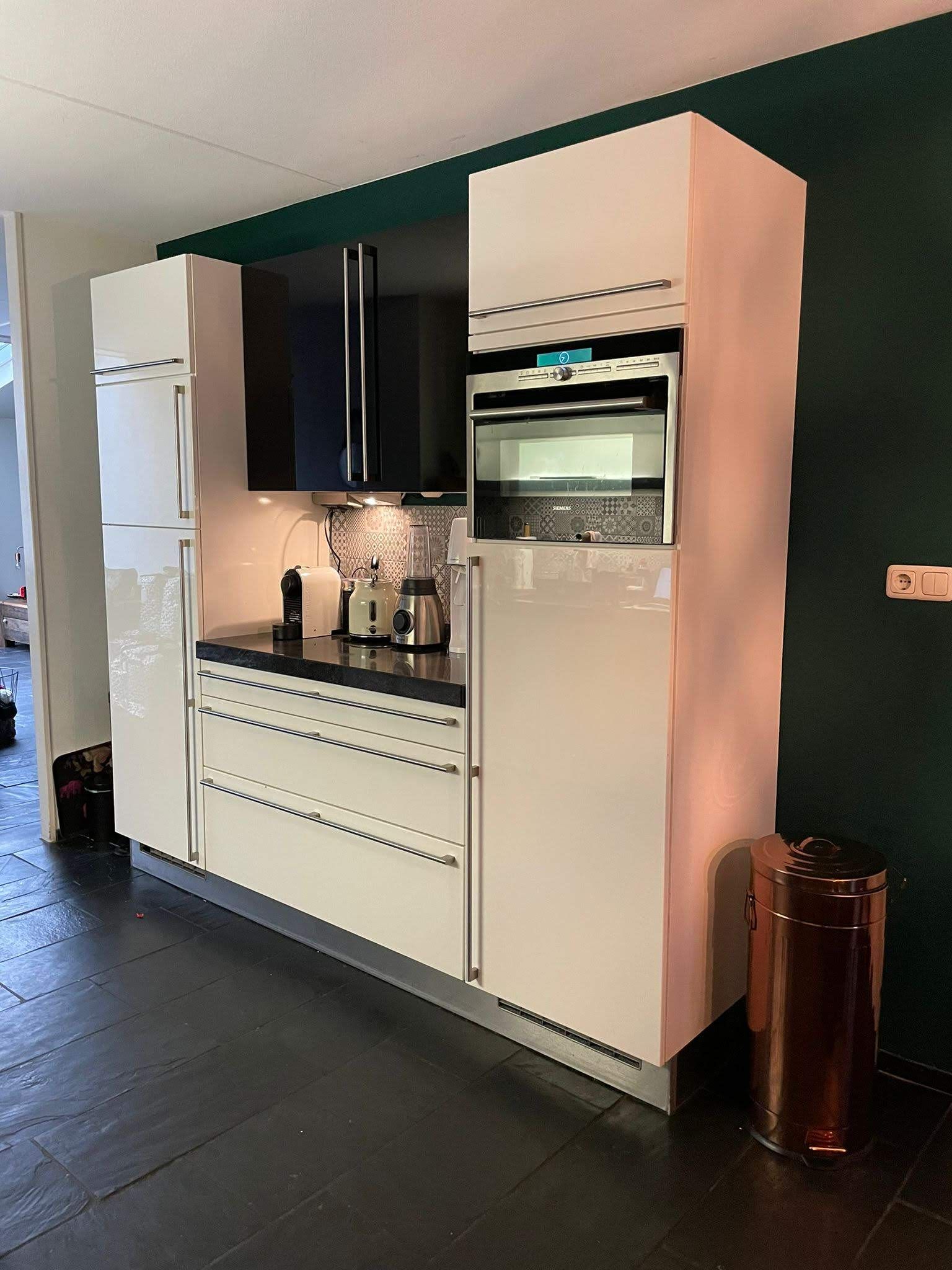 Voorbeelden gewrapte keukens - De Keukenwrapper