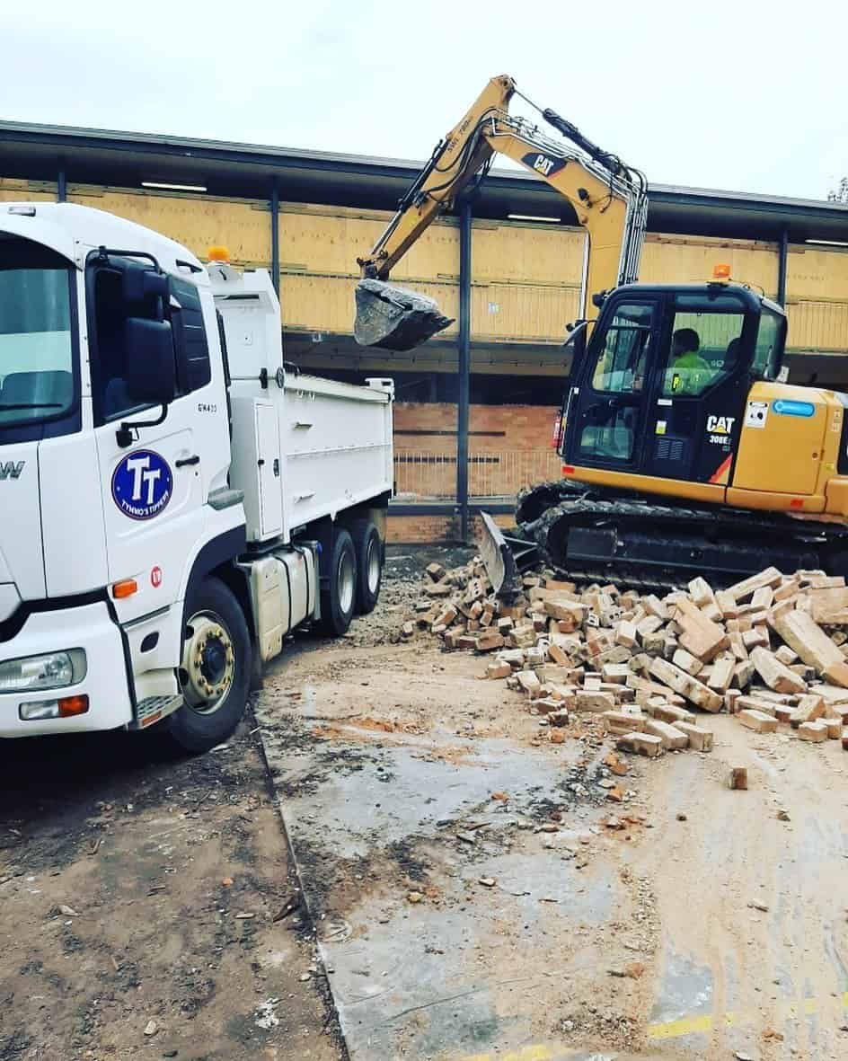 Tipper Truck Hire in Byron Bay | Tymmo's