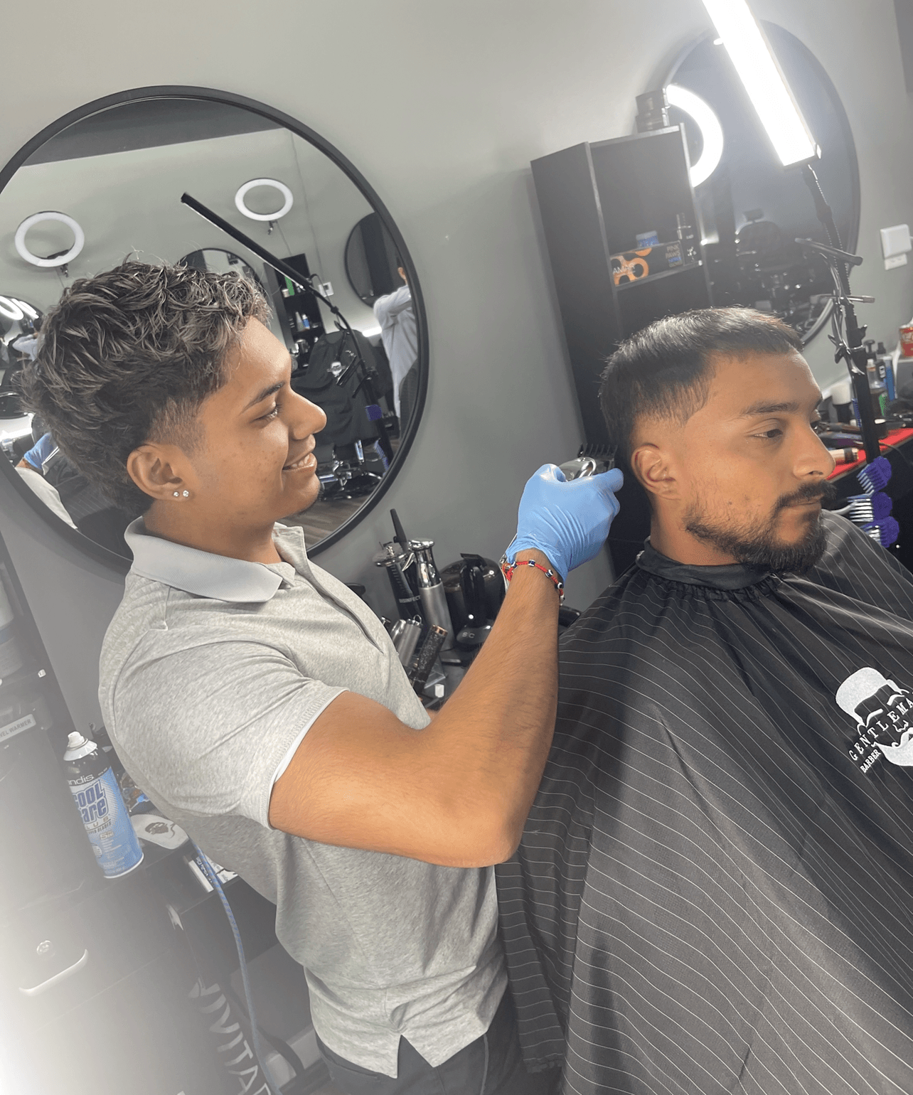 Best Barbershop in South Elgin | Gentlemen's Barber Lounge