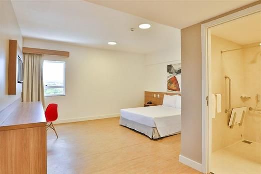 Blue Tree Towers Jaguariúna – Hotel em Jaguariúna, na Av. dos Ipês, 1800