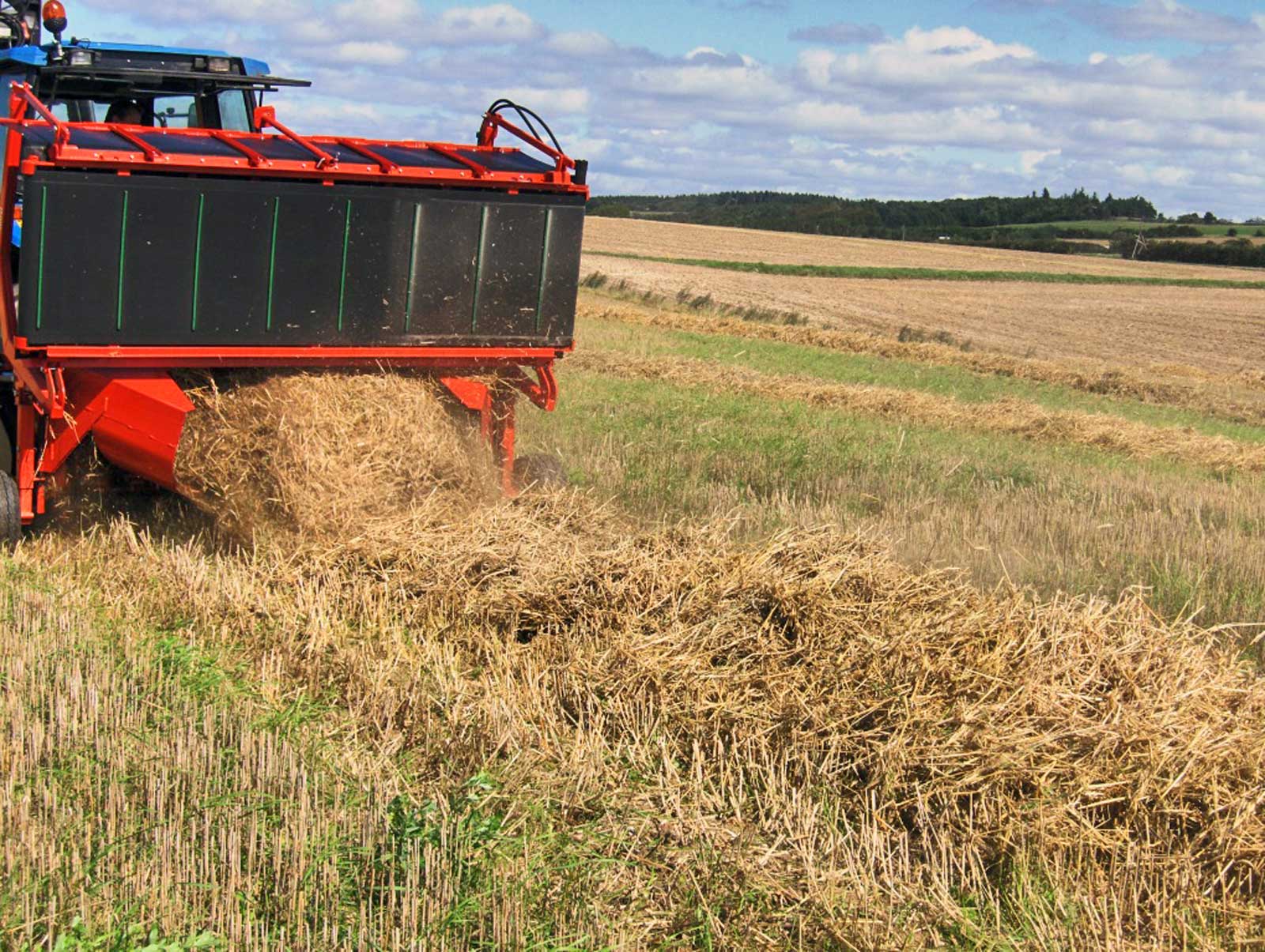 Efficient agricultural machinery for field operation