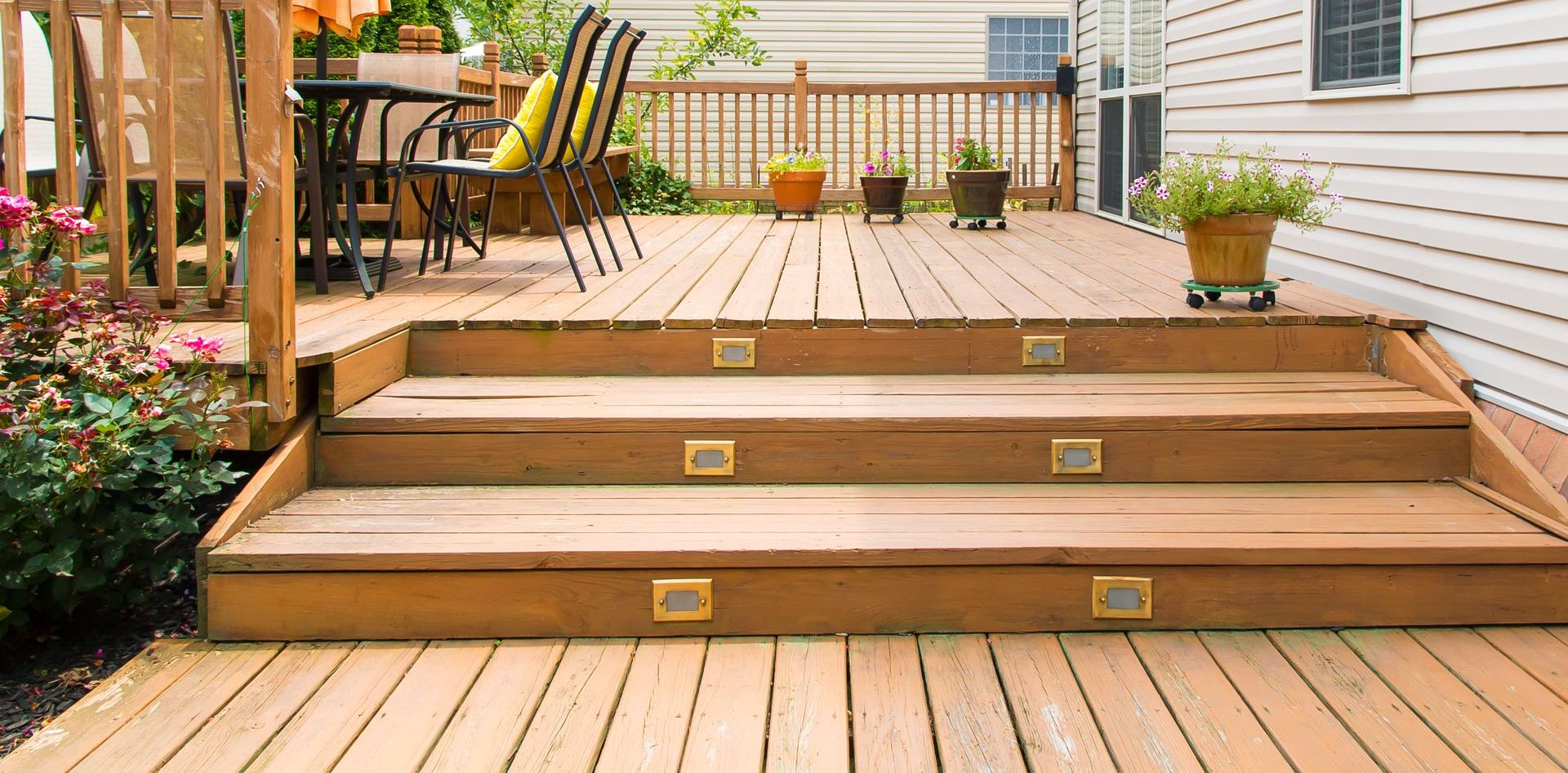 Deck Layouts: Choosing the Perfect Deck for your Home