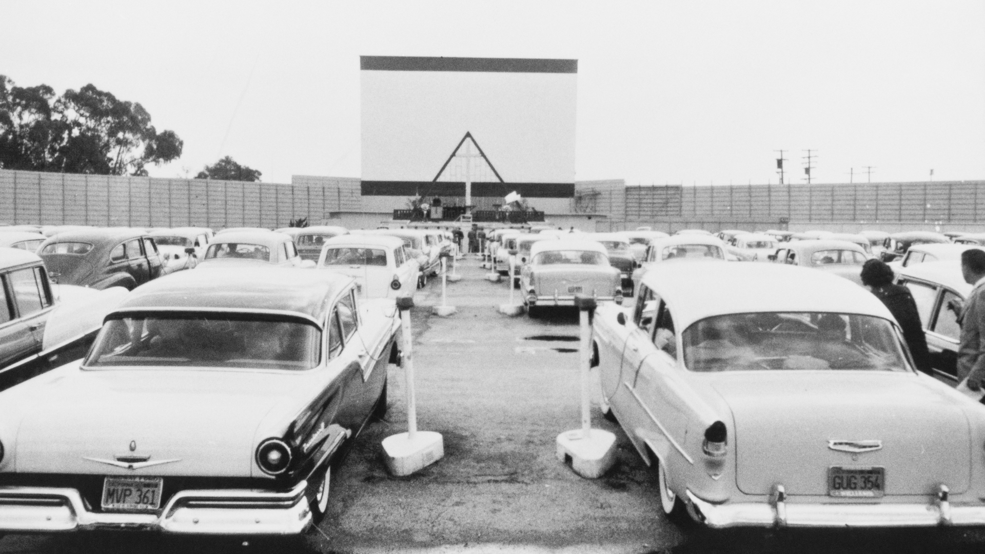 The Birth of Drive-In Theaters in Outdoor Cinema