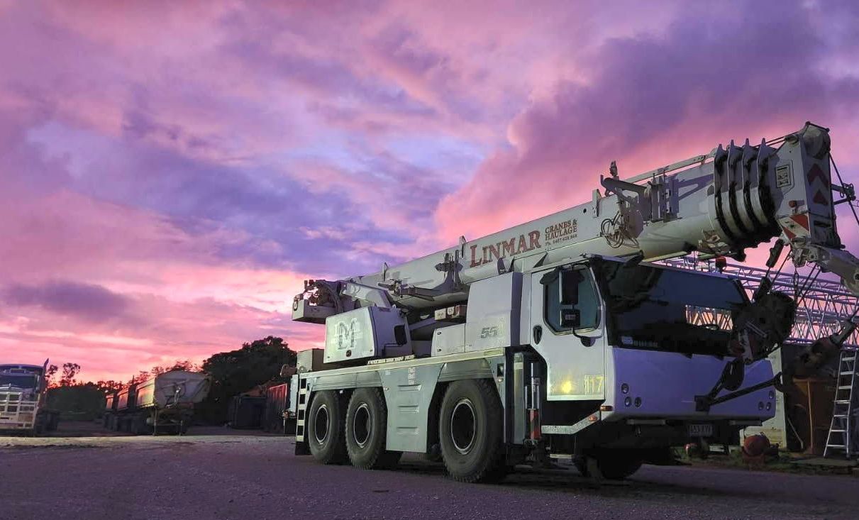 Haulage & Cranes North West Queensland | Linmar Cranes & Haulage