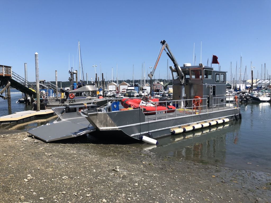 30' Recreational Landing craft - Landing Craft | Lee Shore Boats
