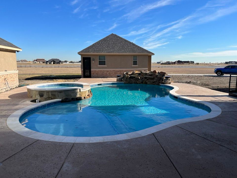 Custom Pool Construction | Dallas, TX | Heavenly Pools
