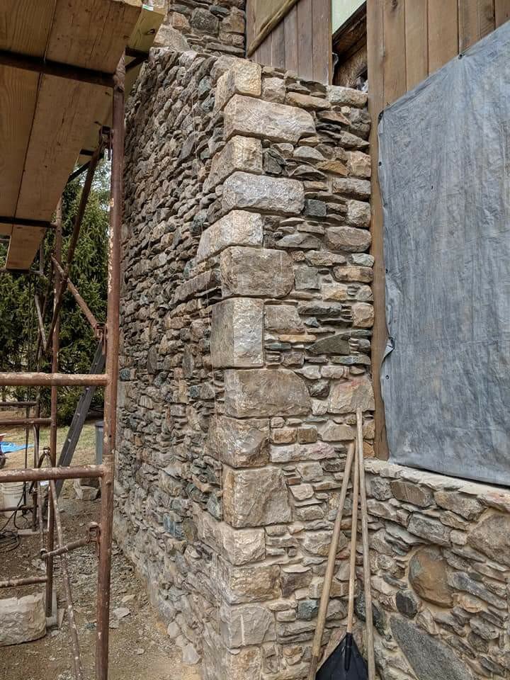 Block & Stone | Lee Summit MO | Masonry Blocks | Yard Stones | Chimney