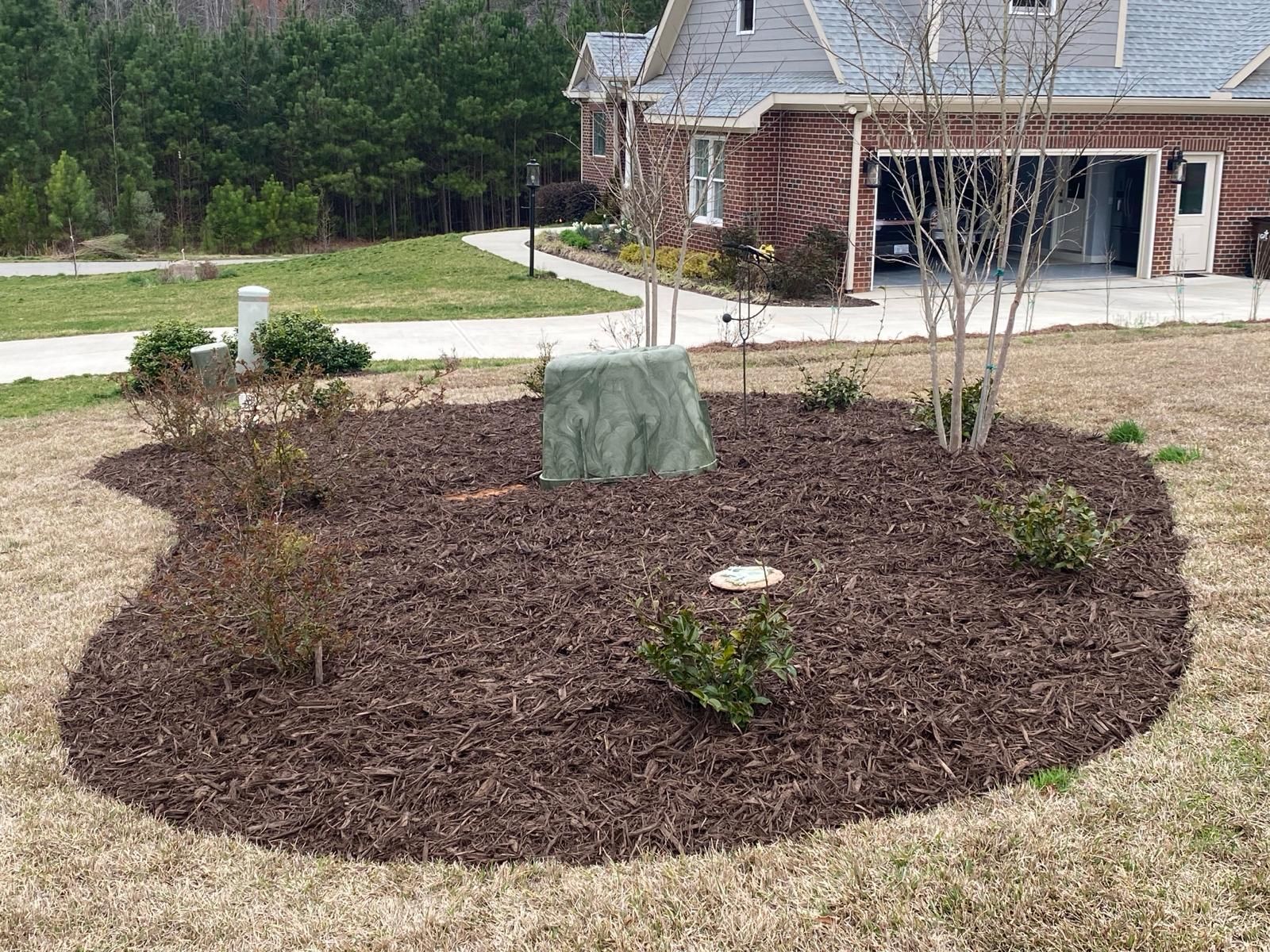 Mulch Installation | Green Garden Landscaping