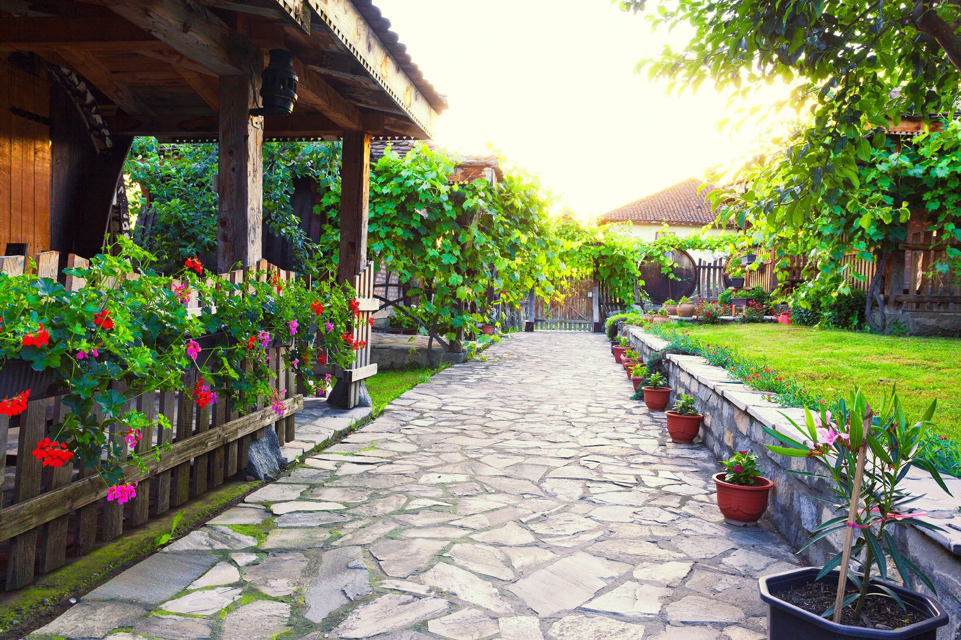 Southern Lawn & Landscape LLC | Greenville, SC | Landscaping Company