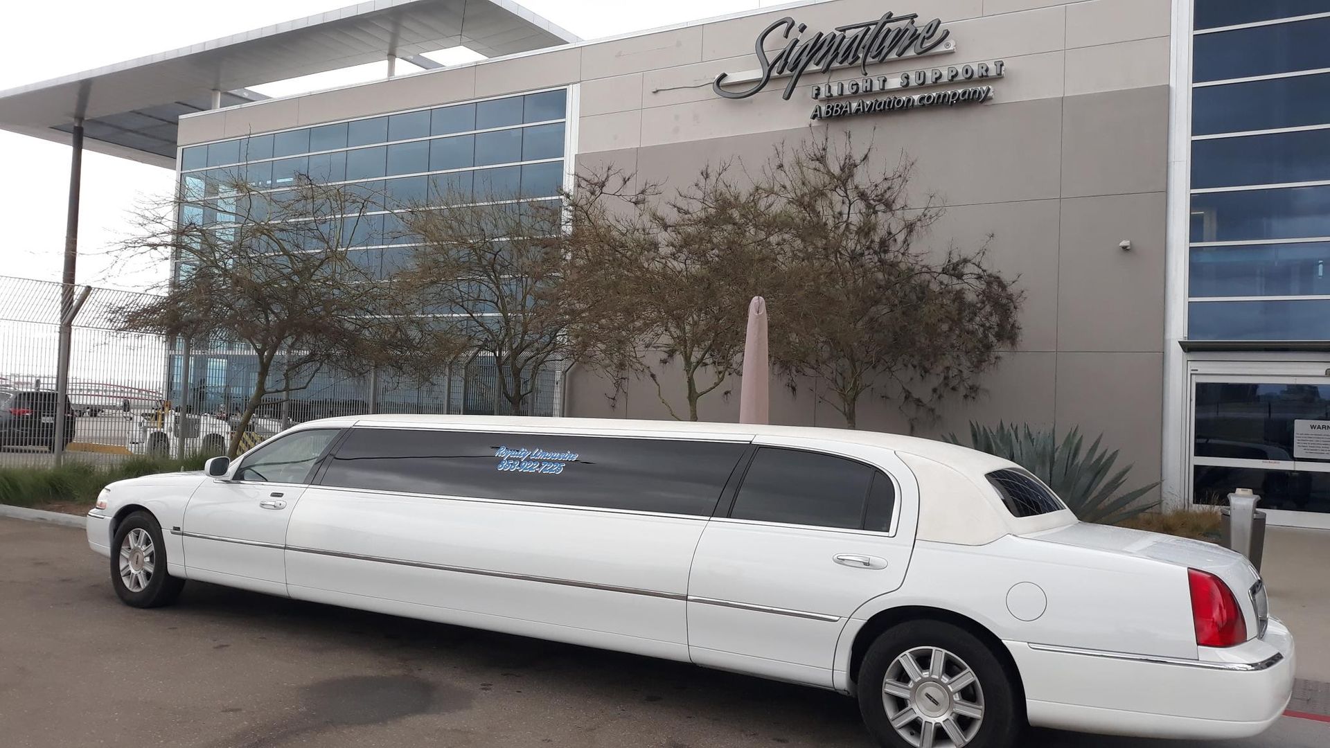 Royalty Limousine in San Diego | Luxury Vehicle Fleet