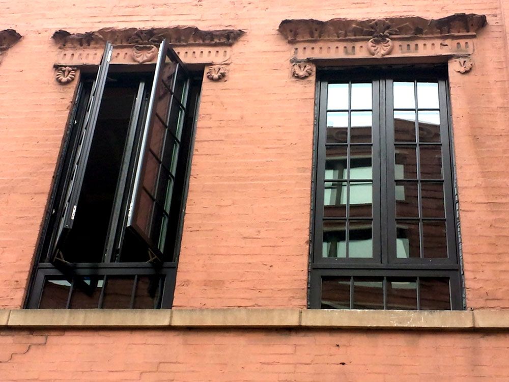 Custom Glass and Frame Designs in Chicagoland | R&R Glass and Windows