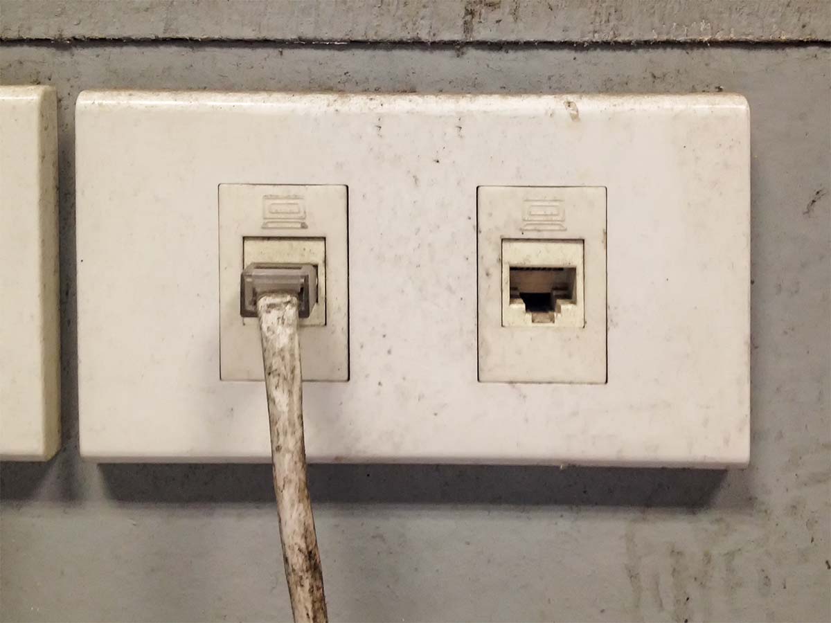 Phone Point Repair Sunshine Coast | Sparkies Plus