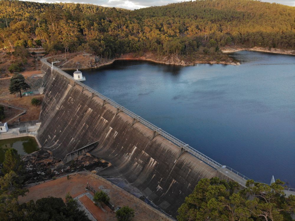 Weirs on the Sunshine Coast | Bampak