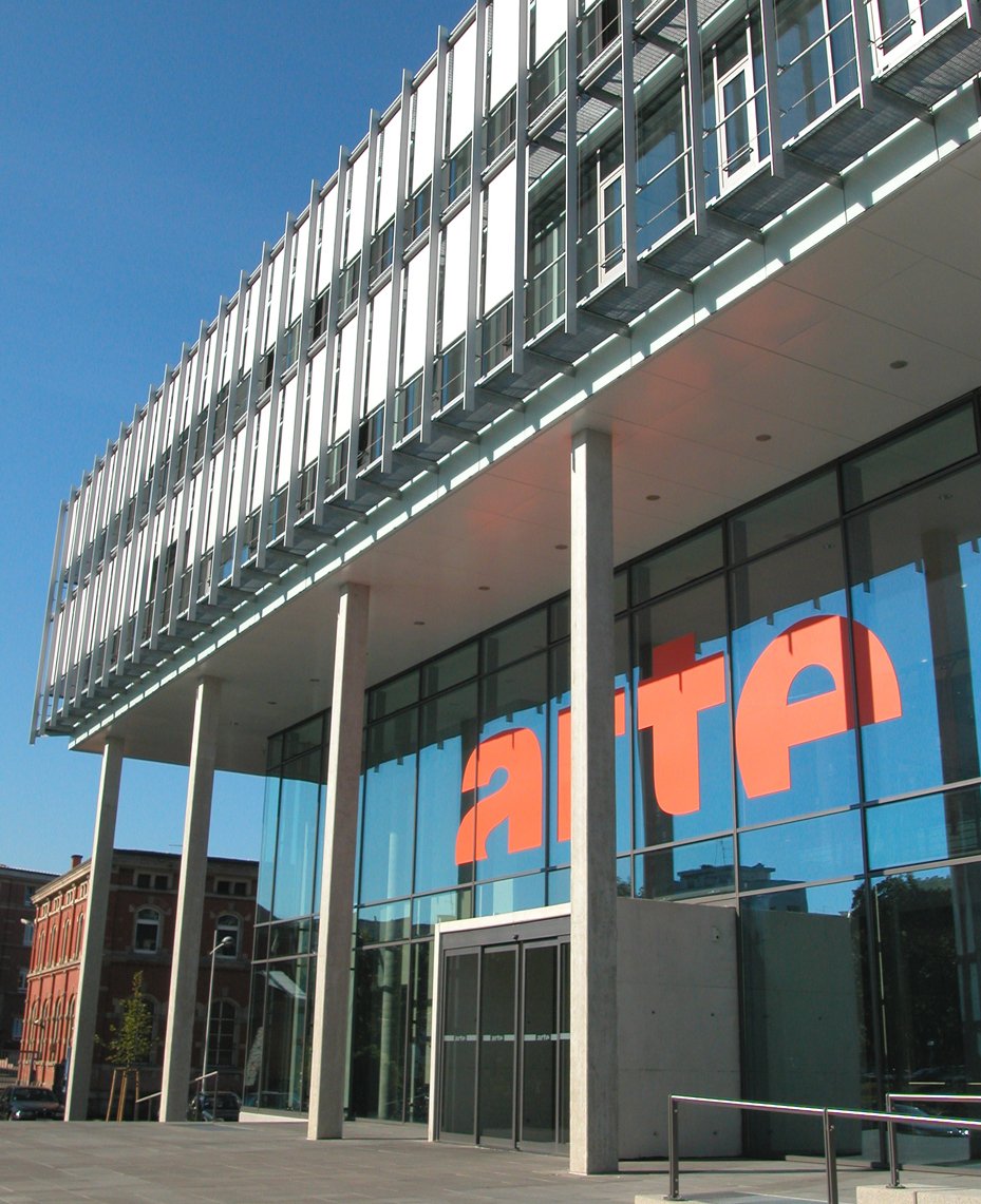 URBANETIC ARCHITECTES & URBANISTES