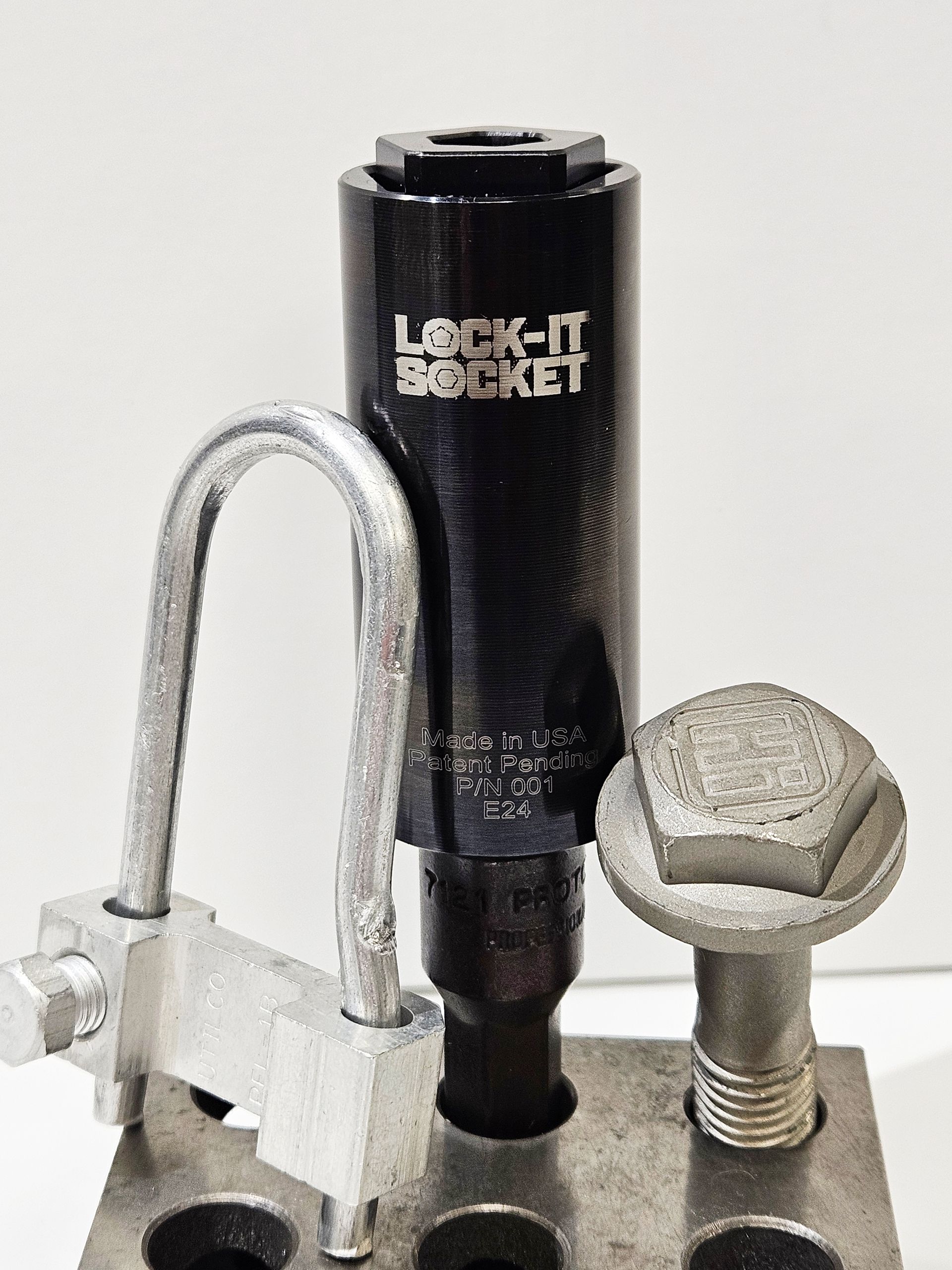 Lock-It Socket | Designed for the lineman industry
