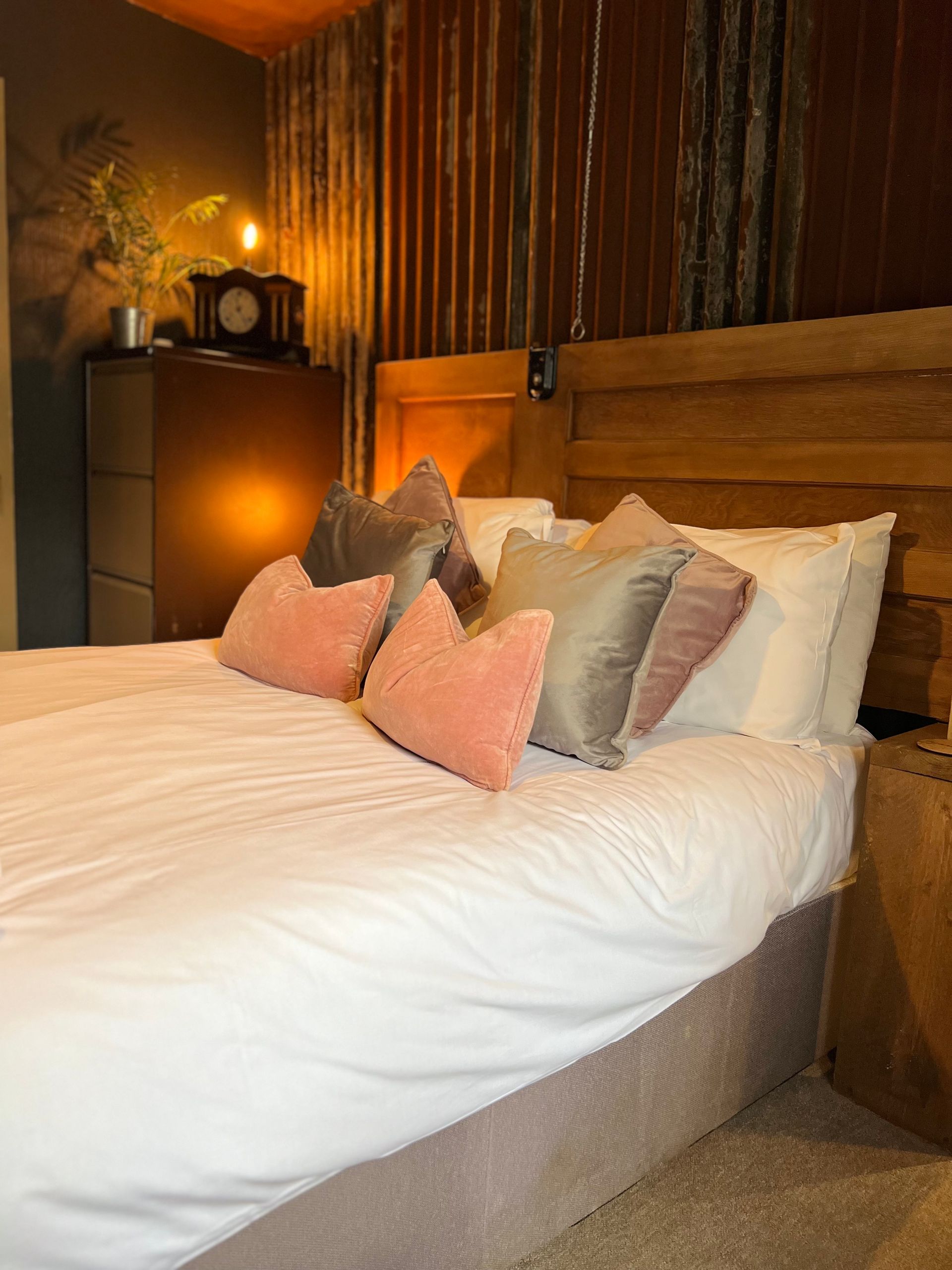 Watergate Yard, Sleaford Bar, Restaurant & Music Venue | Accommodation